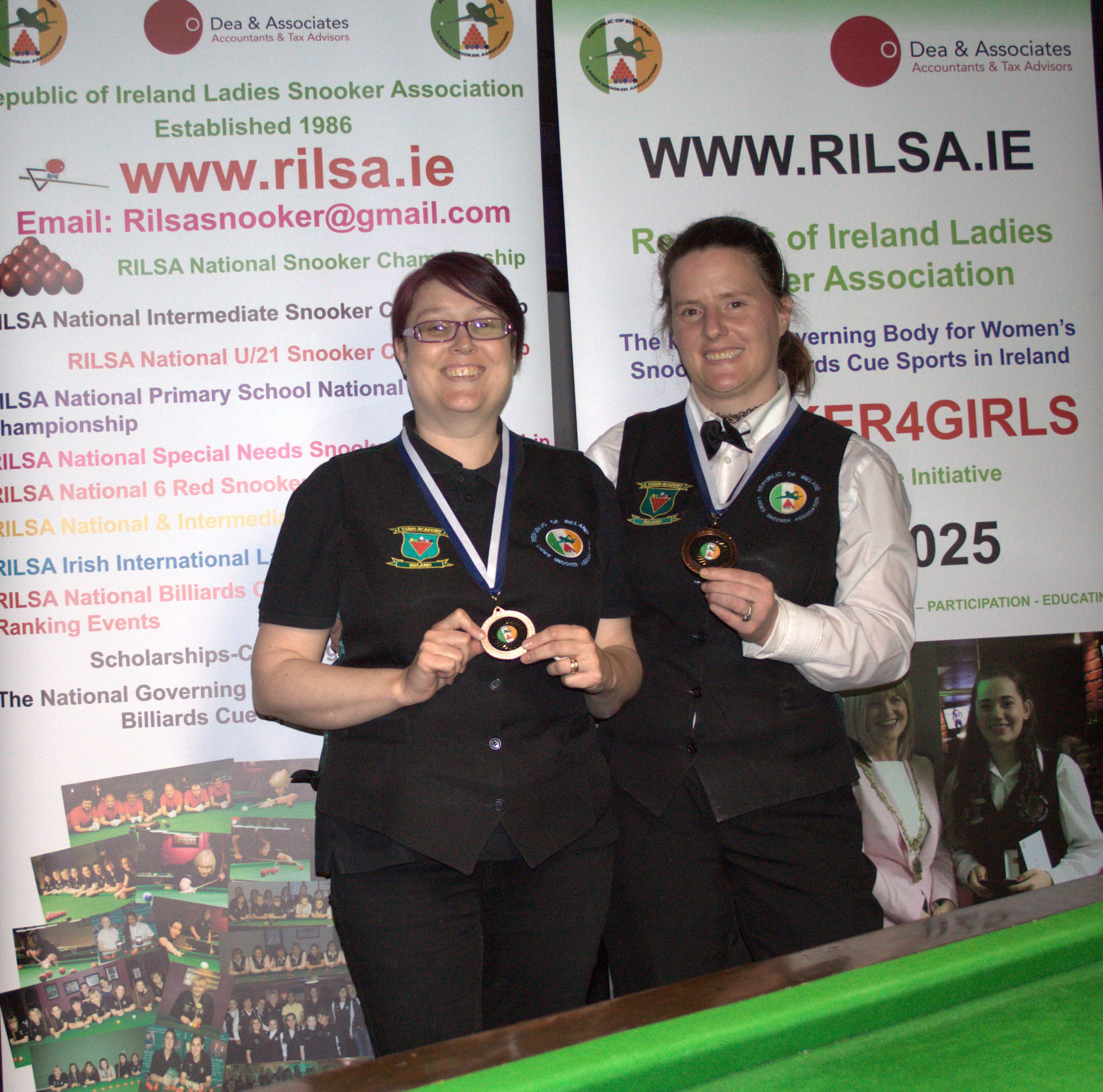 SF Tina & Christine | Republic of Ireland Ladies Snooker Association